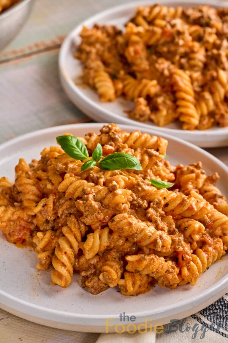 Creamy Beef Pasta Recipe: Quick, Easy, and Delicious - TheFoodieBlogger